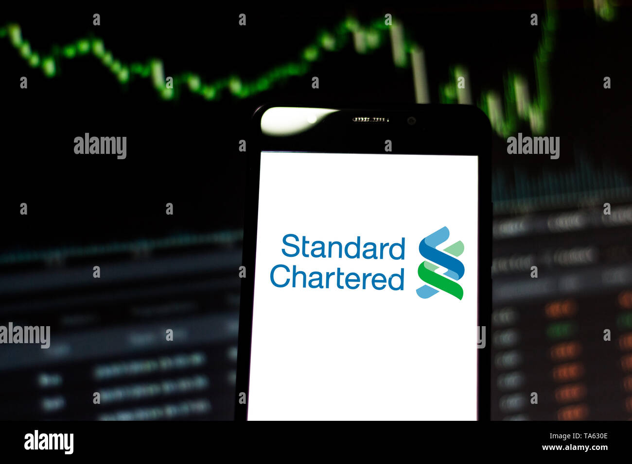Standard chartered logo hi-res stock photography and images - Alamy