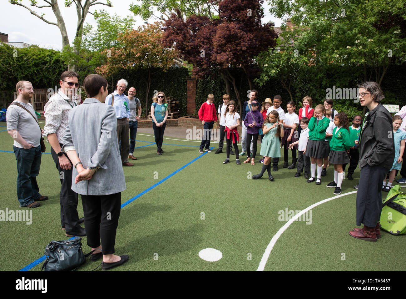 Grange primary school hi-res stock photography and images - Alamy