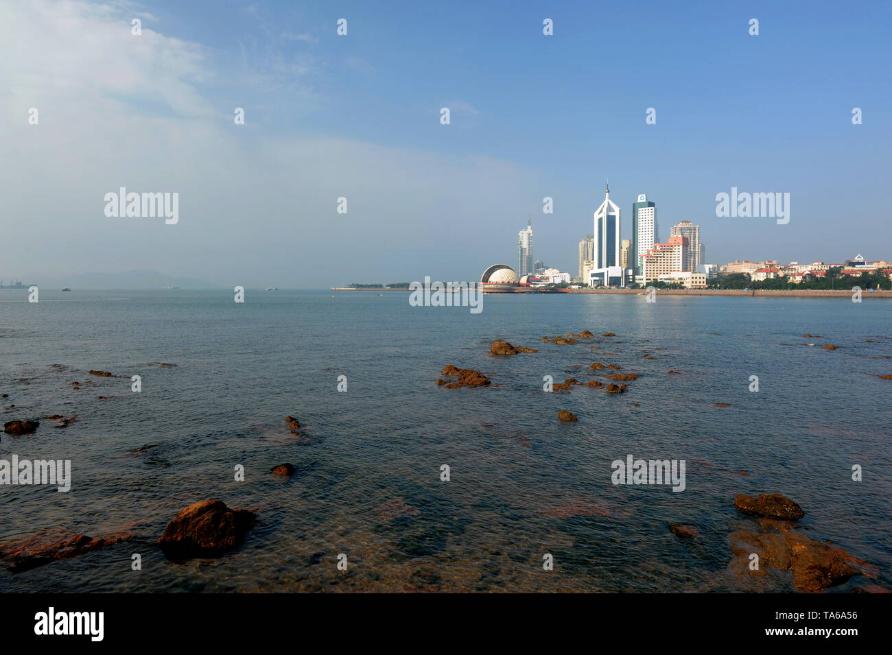 Qingdao tourist attractions hi-res stock photography and images - Alamy