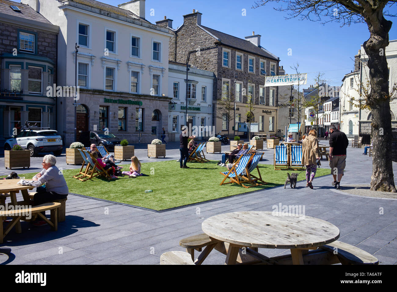 Castletown square hi-res stock photography and images - Alamy