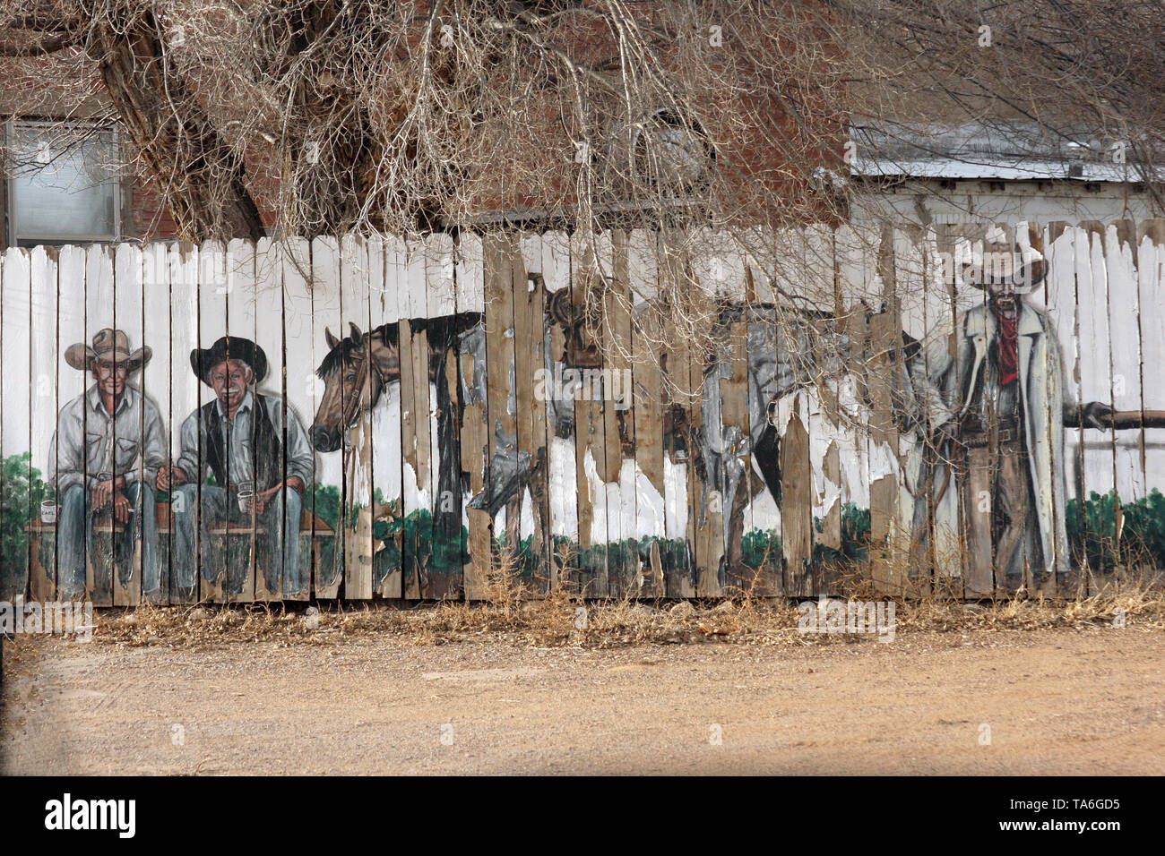 Cowboy fence hi-res stock photography and images - Alamy