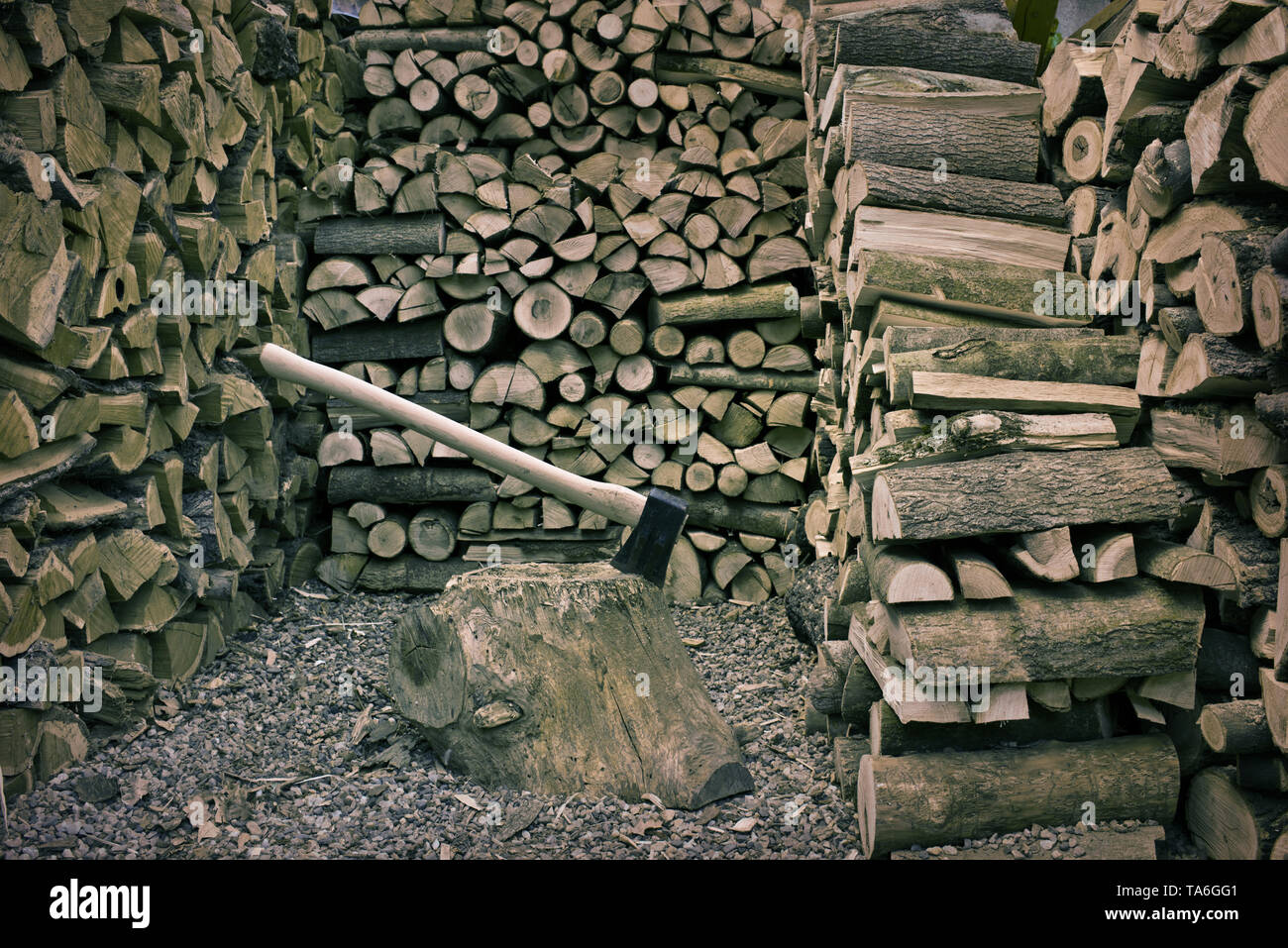 Wood fire fuel firewood chop axe hi-res stock photography and images ...