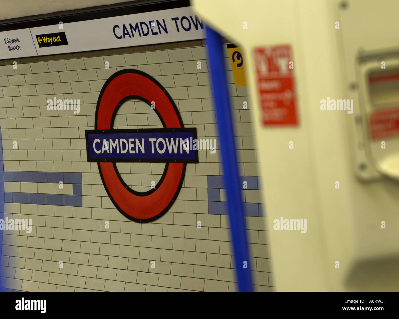 Informational Signs High Resolution Stock Photography and Images - Alamy