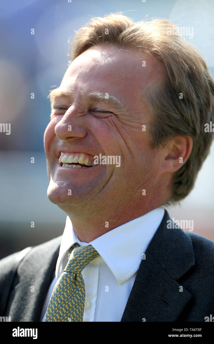 Ralph beckett hi-res stock photography and images - Alamy