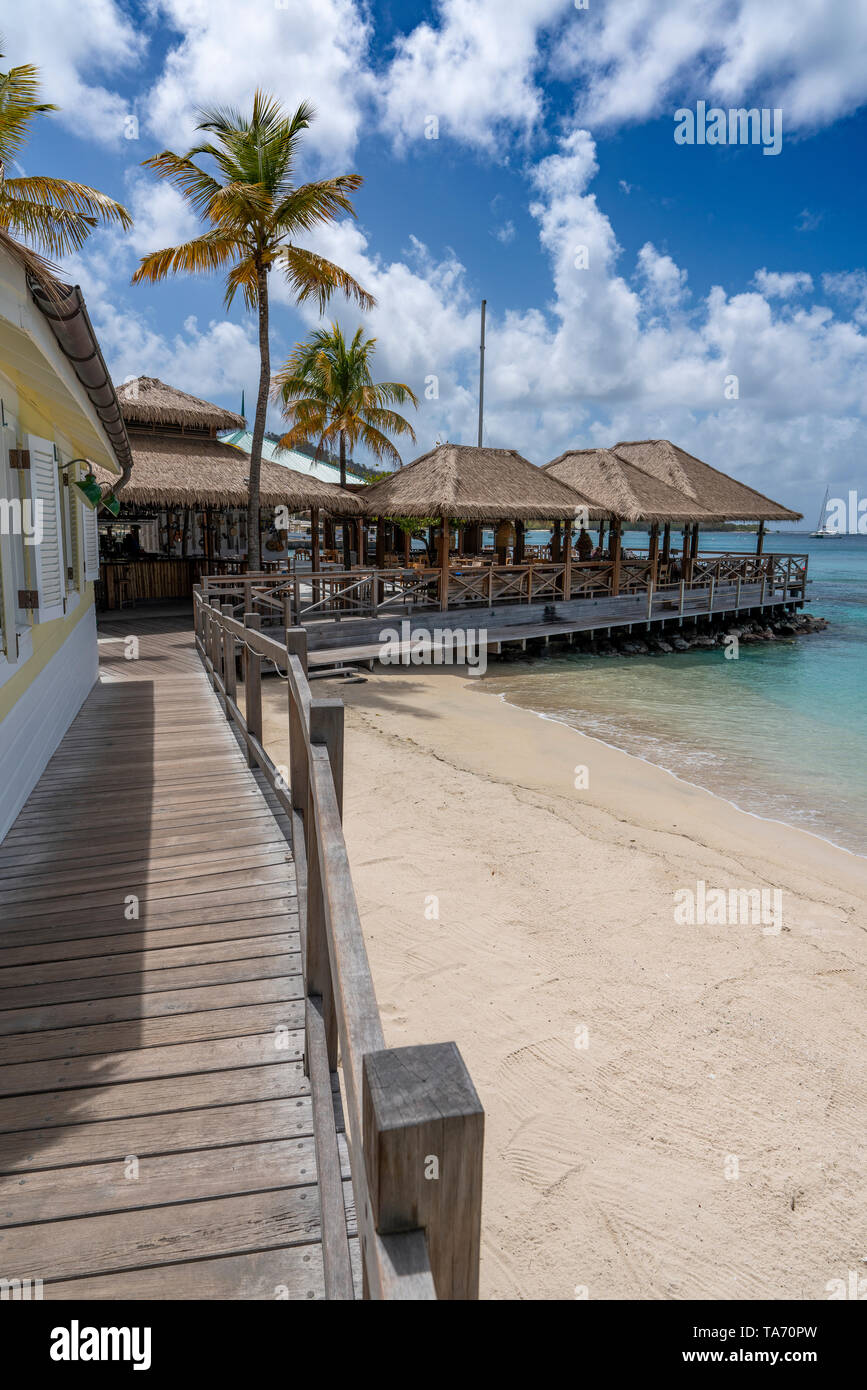 Coreas food store mustique hi-res stock photography and images - Alamy