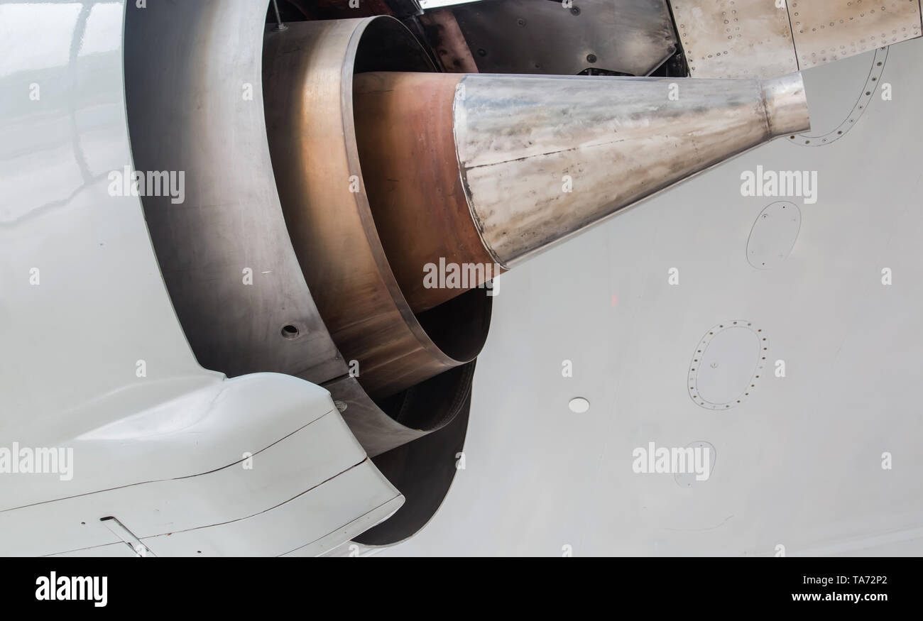 Engine underside hi-res stock photography and images - Alamy