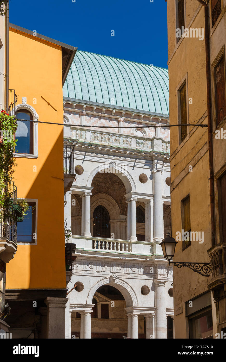 Wonderful Basilica Palladiana renaissance arches (16th-17th century ...