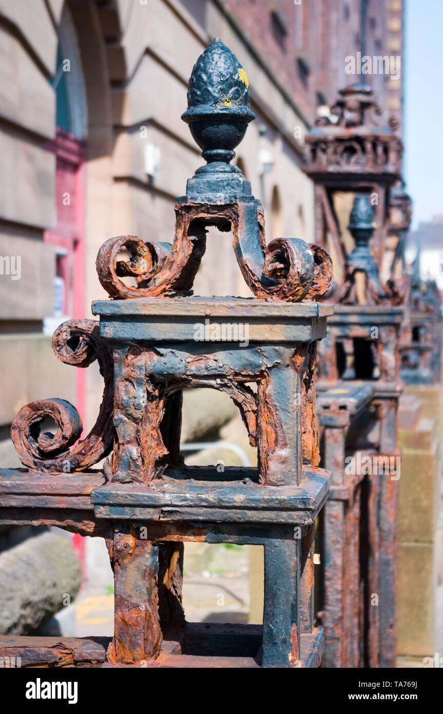 Old railings hi-res stock photography and images - Alamy