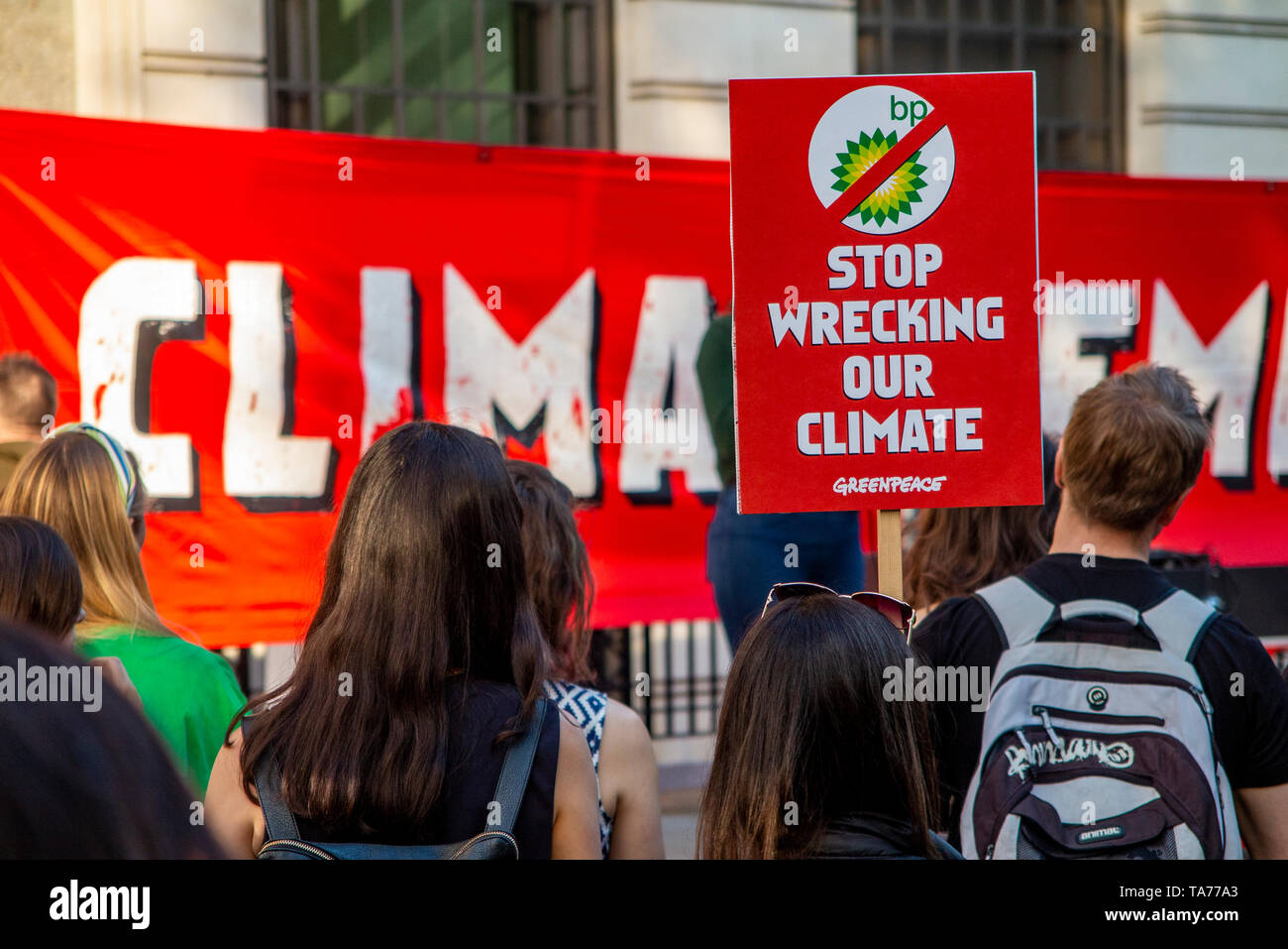 At bp headquarters in st jamess hi-res stock photography and images - Alamy