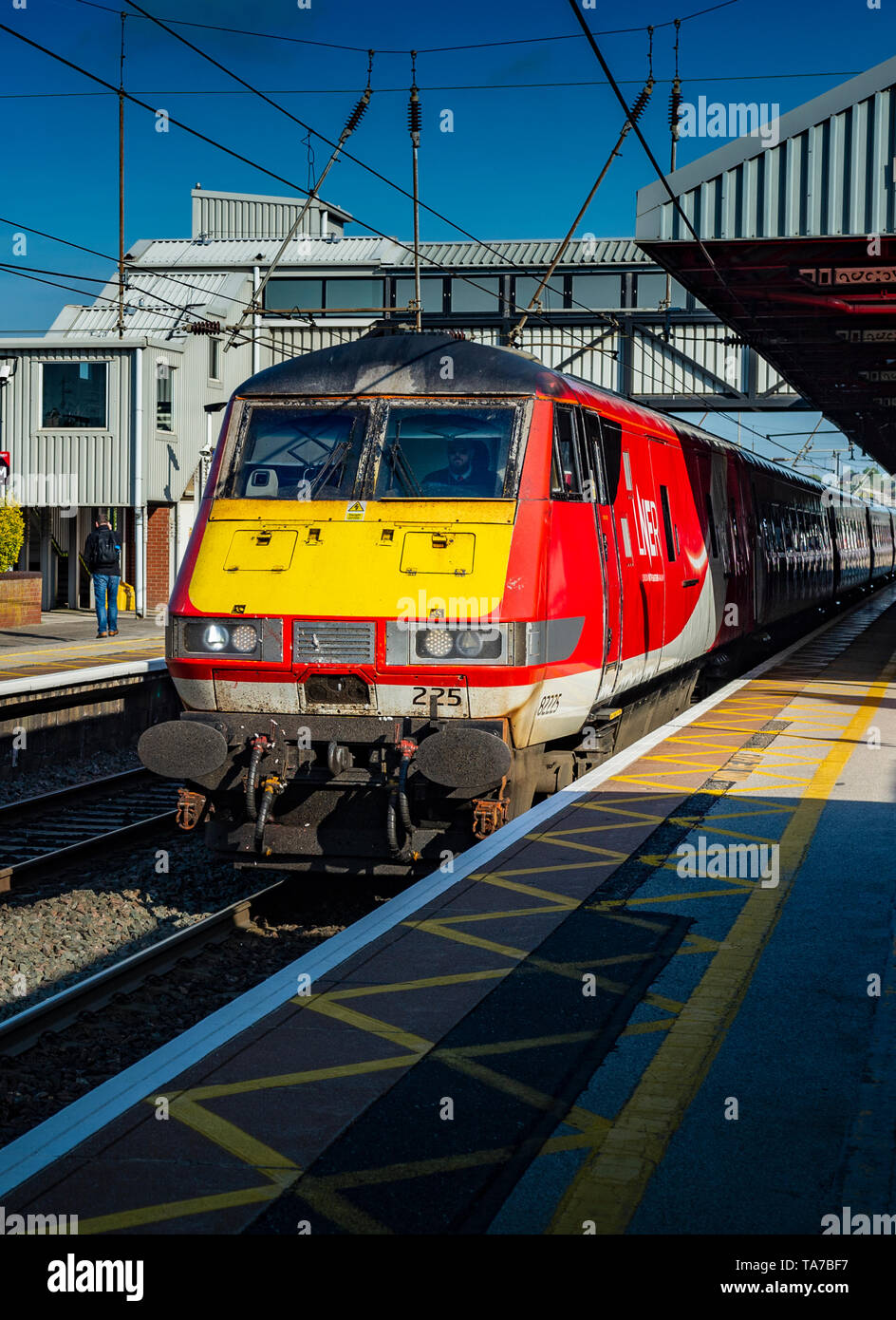 Grantham station hi-res stock photography and images - Alamy
