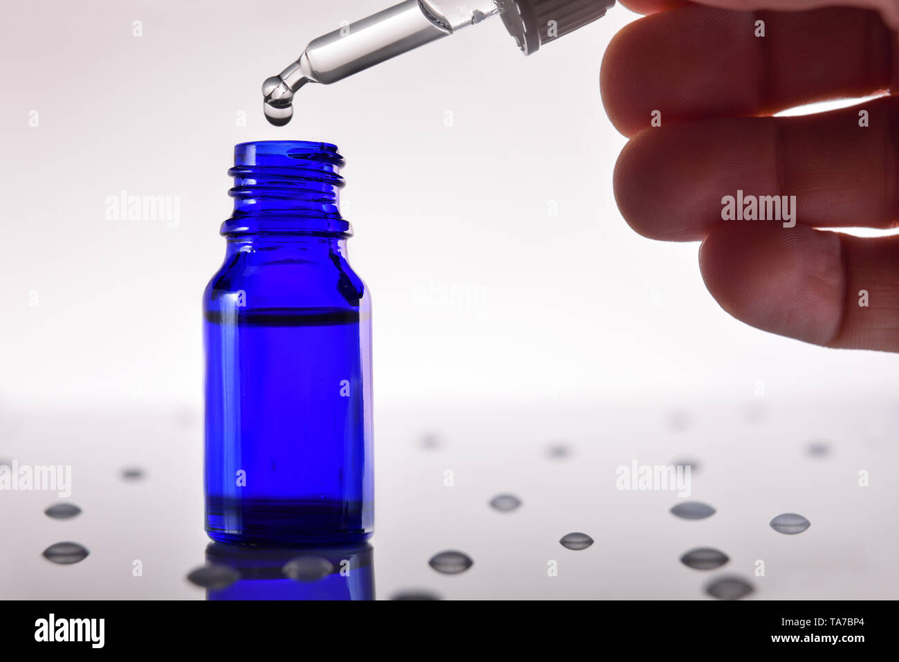Laboratory jar water hi-res stock photography and images - Alamy