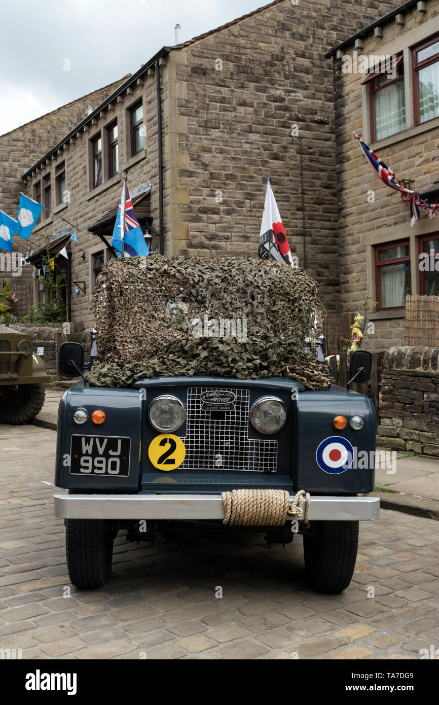 Military Land Rover Stock Photo - Alamy