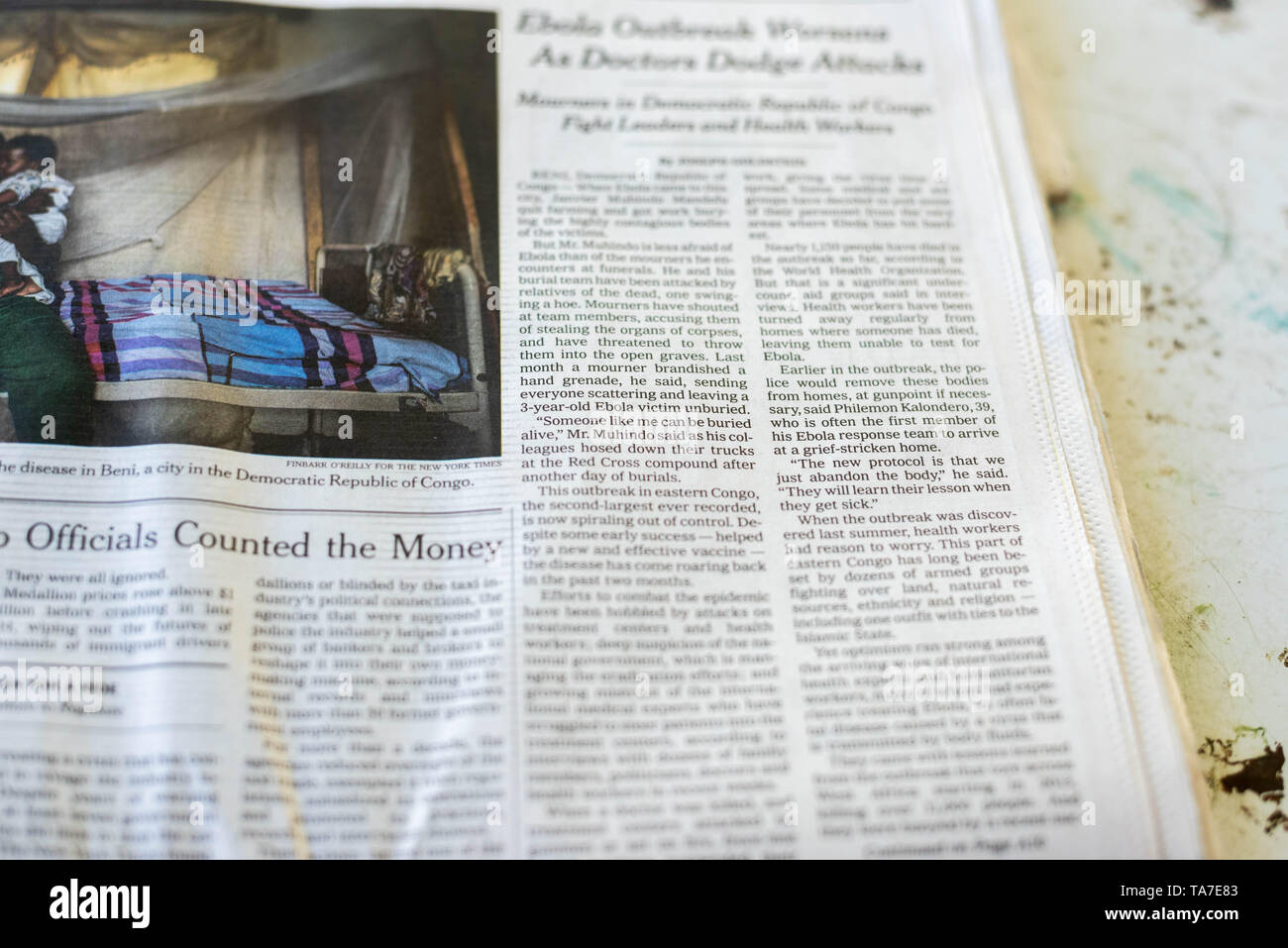 New york times newspaper stack hi-res stock photography and images - Alamy
