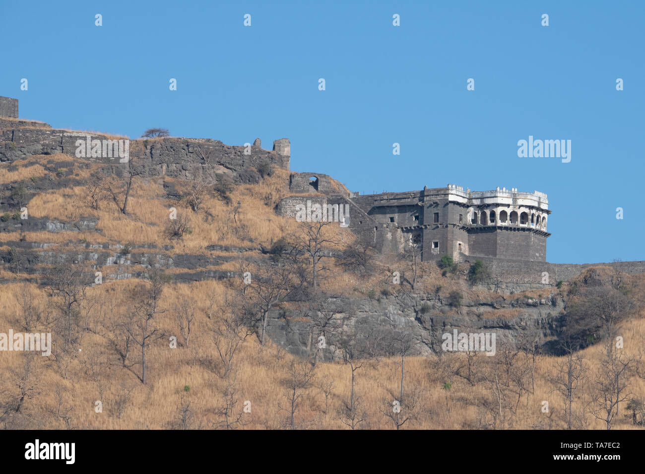 Daulatabad deogiri fort wall hi-res stock photography and images - Alamy