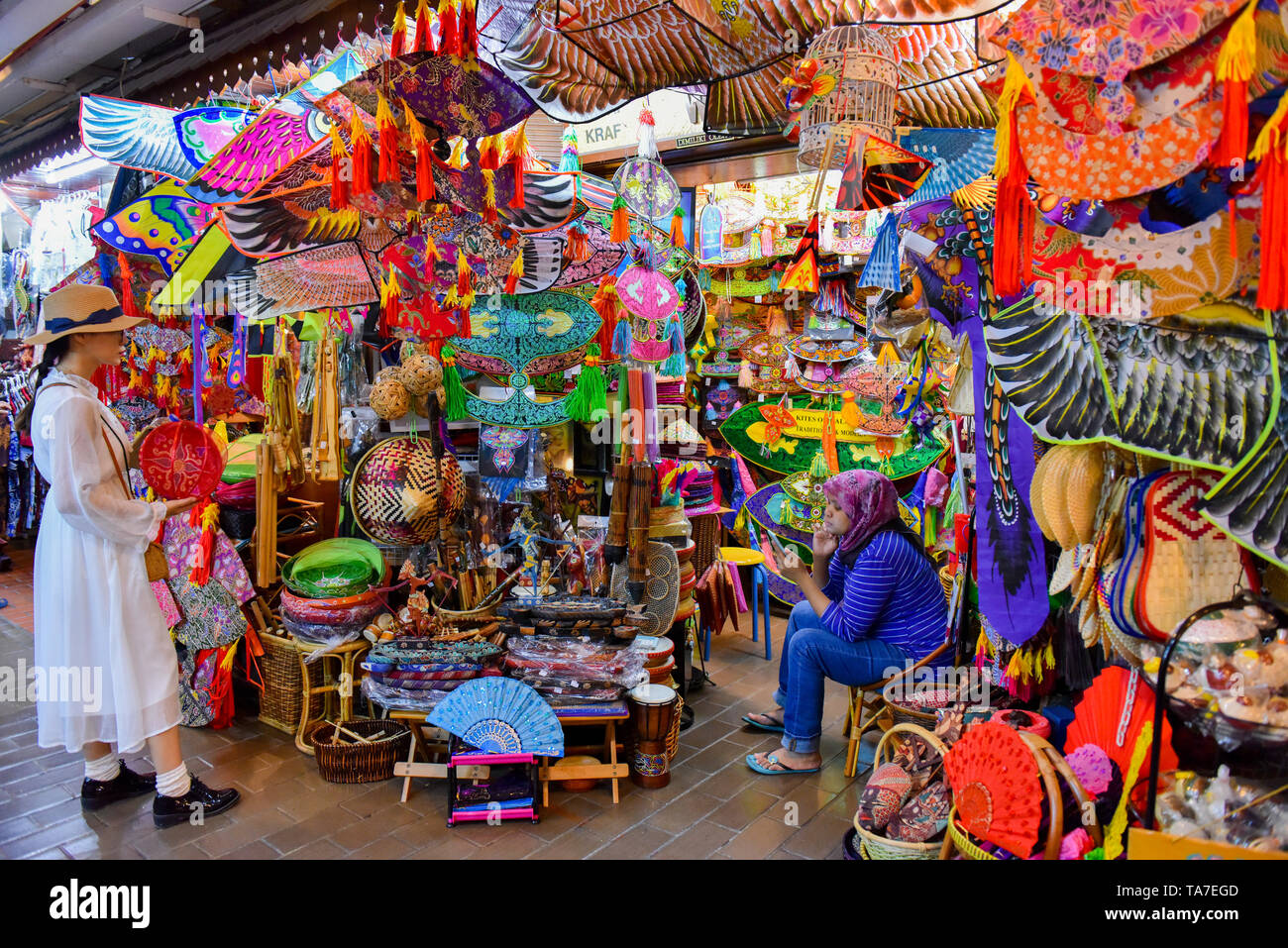 Tourist shop Central Market, Kuala Lumpur Stock Photo - Alamy