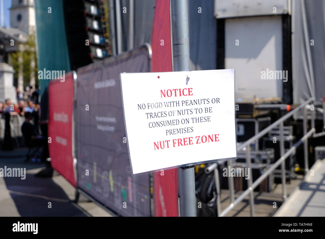 Workplace safety sign hi-res stock photography and images - Alamy