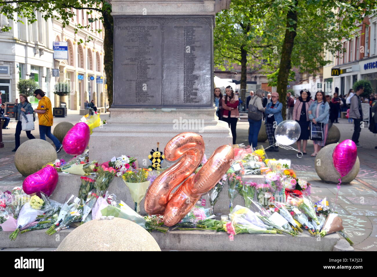 Arena terror attack hi-res stock photography and images - Alamy