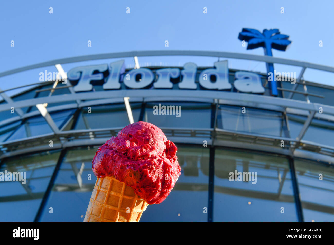 Ice cream parlour germany hi-res stock photography and images - Alamy