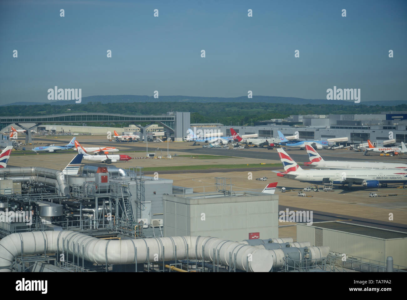 Aircraft stands hi-res stock photography and images - Alamy