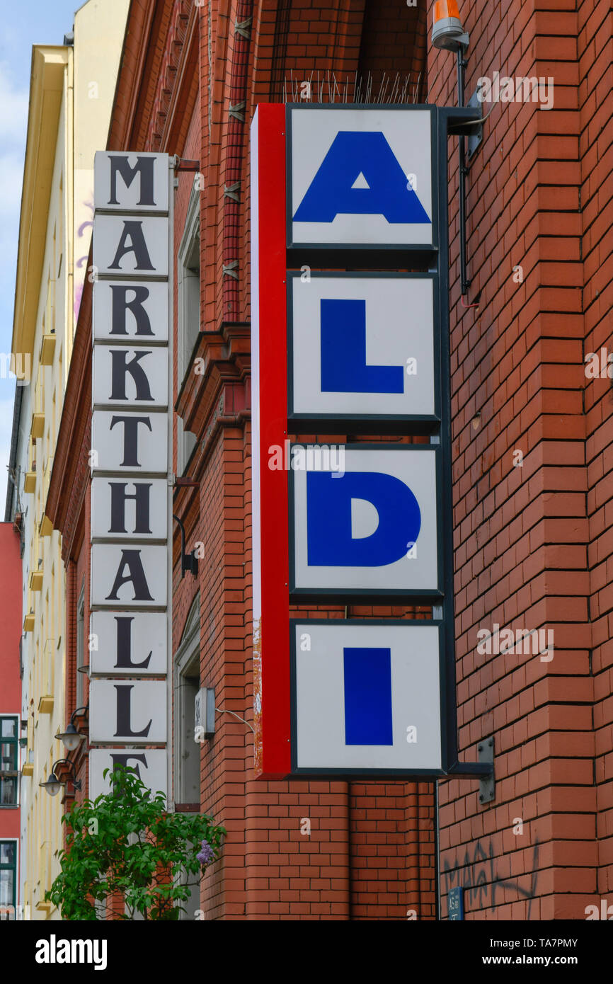 Aldi market, covered market Nine, Eisenbahnstrasse, cross mountain ...