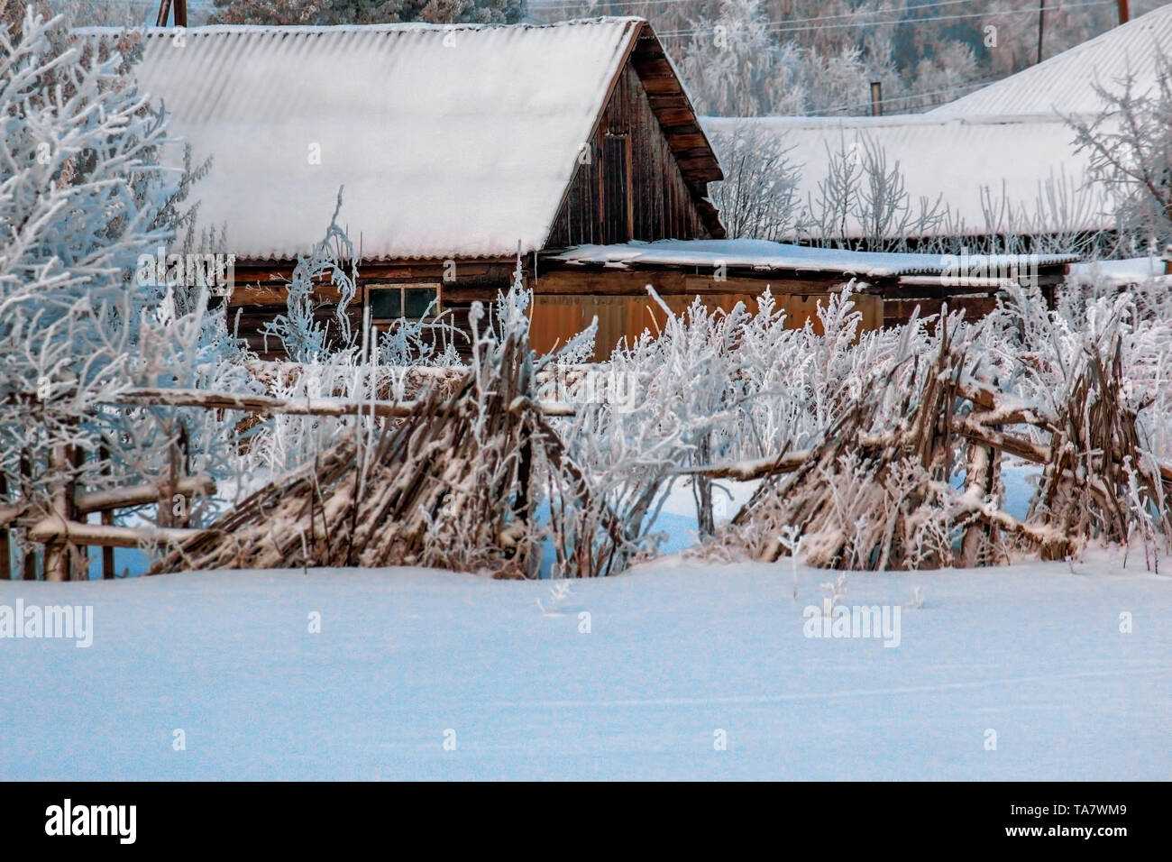Siberia cold house hi-res stock photography and images - Alamy