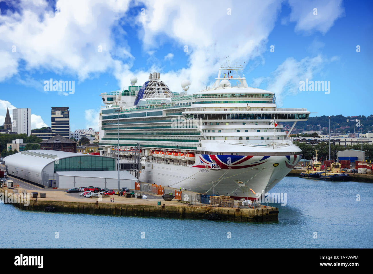 SOUTHAMPTON, ENGLAND - September 18, 2016: P O Cruises is a British ...