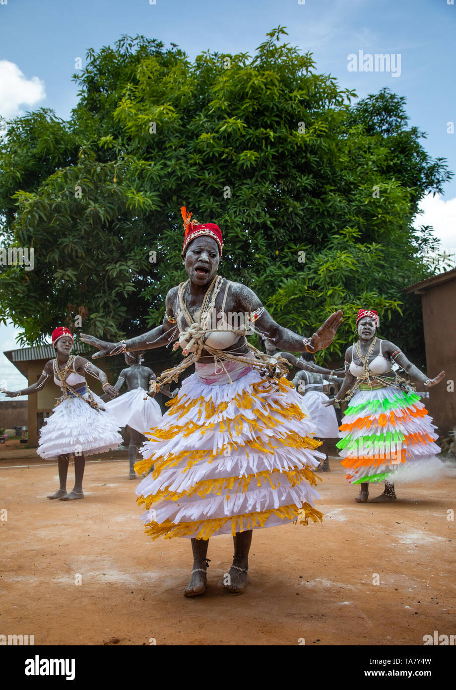 Women dancing during a ceremony in Adjoua Messouma Komians initiation ...