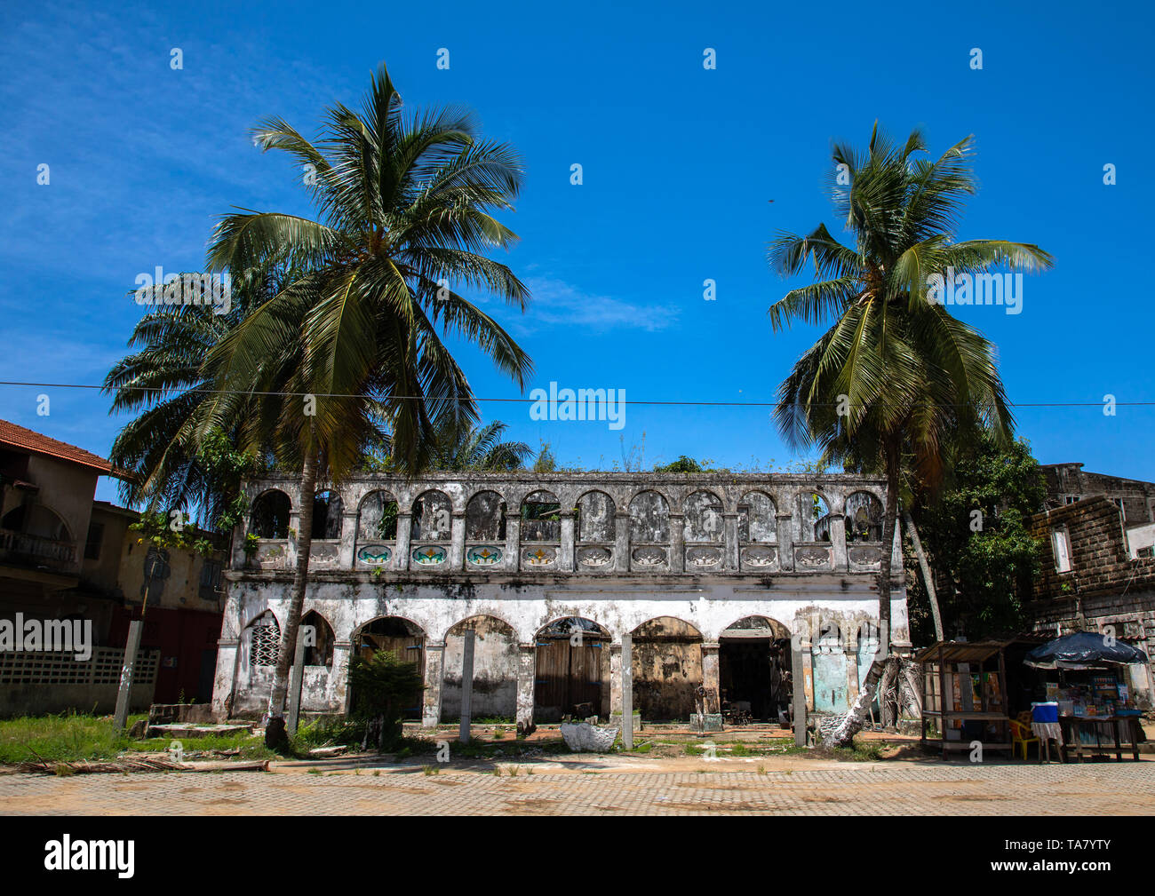 Maison edouard aka hi-res stock photography and images - Alamy