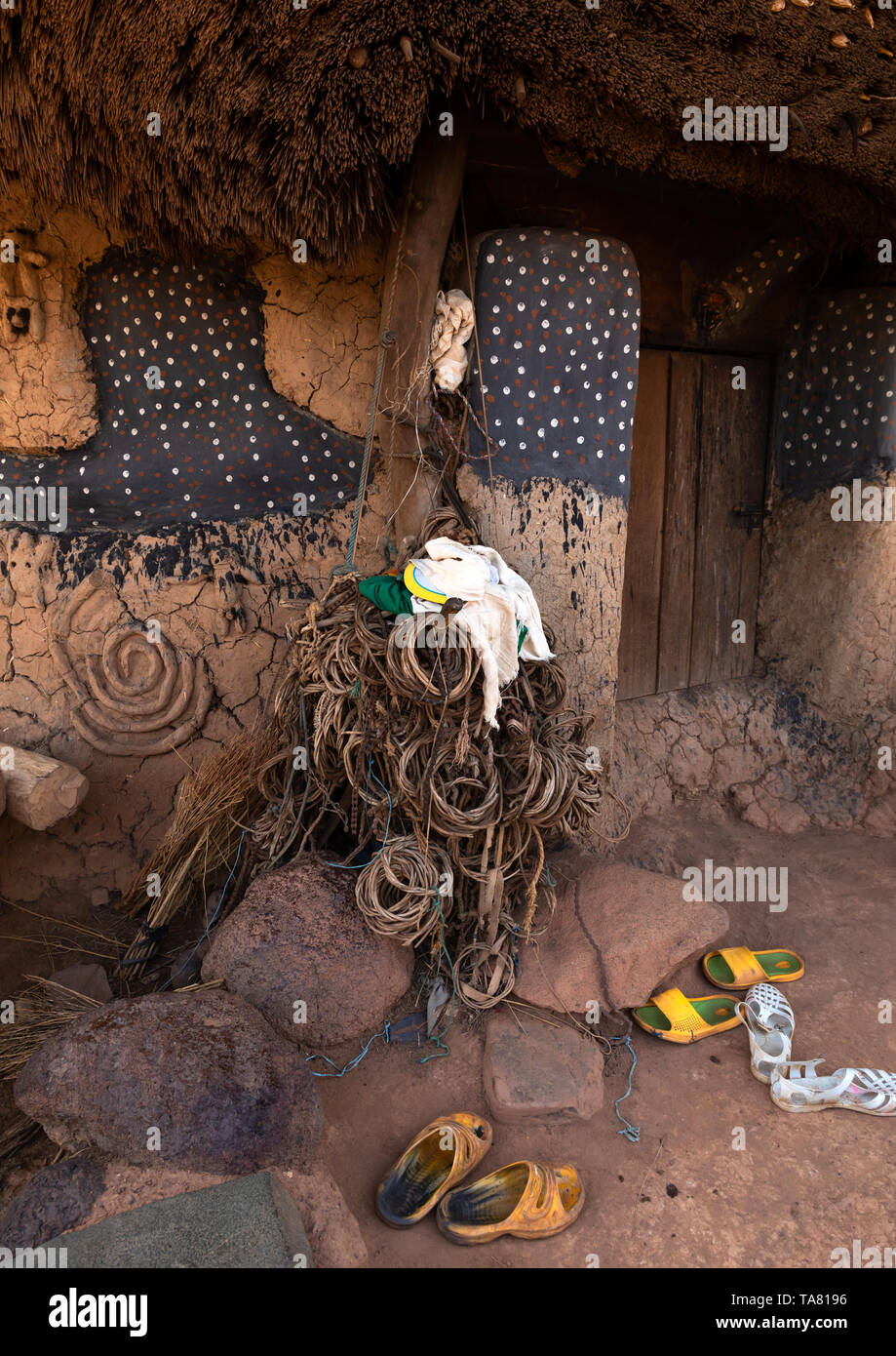 Senufo fetish house, Savanes district, Niofoin, Ivory Coast Stock Photo ...
