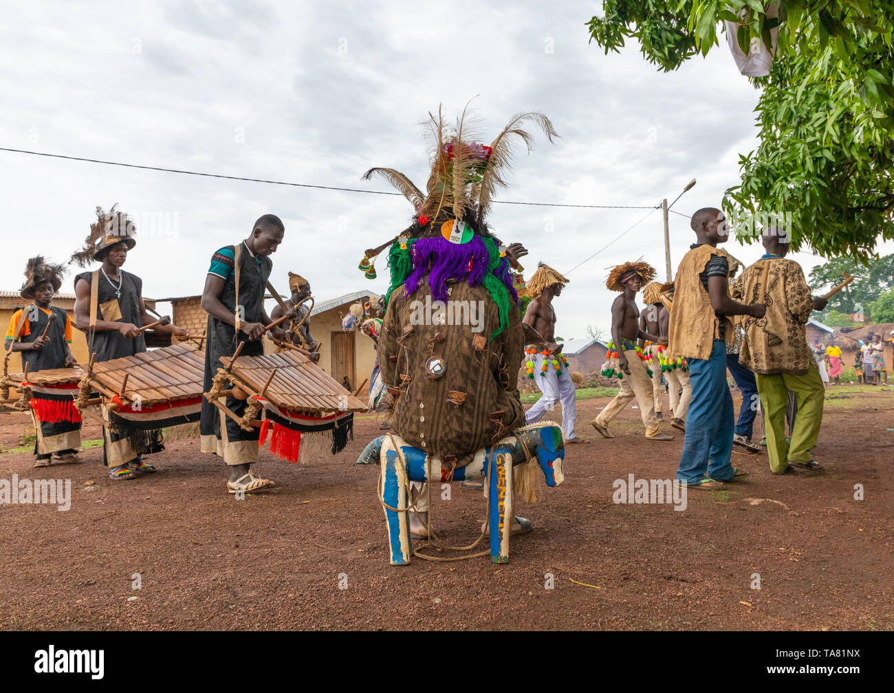 Senoufo tribe hi-res stock photography and images - Alamy