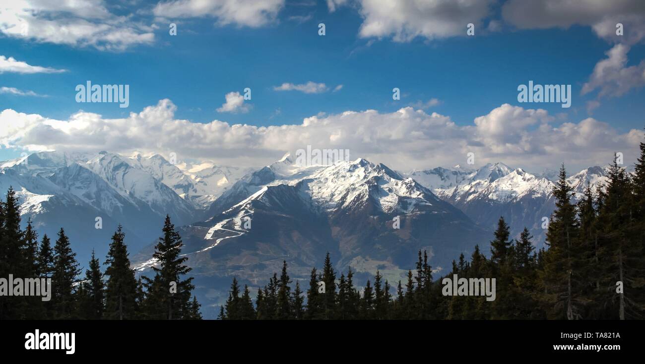 Disappearing mountain hi-res stock photography and images - Alamy