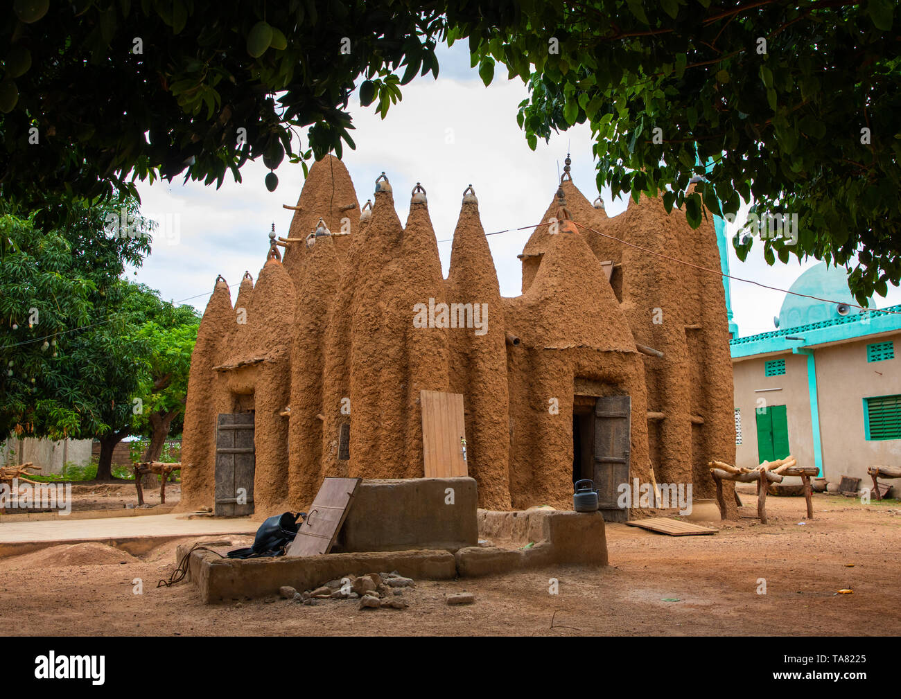 Sudano sahelian architecture hi-res stock photography and images - Alamy