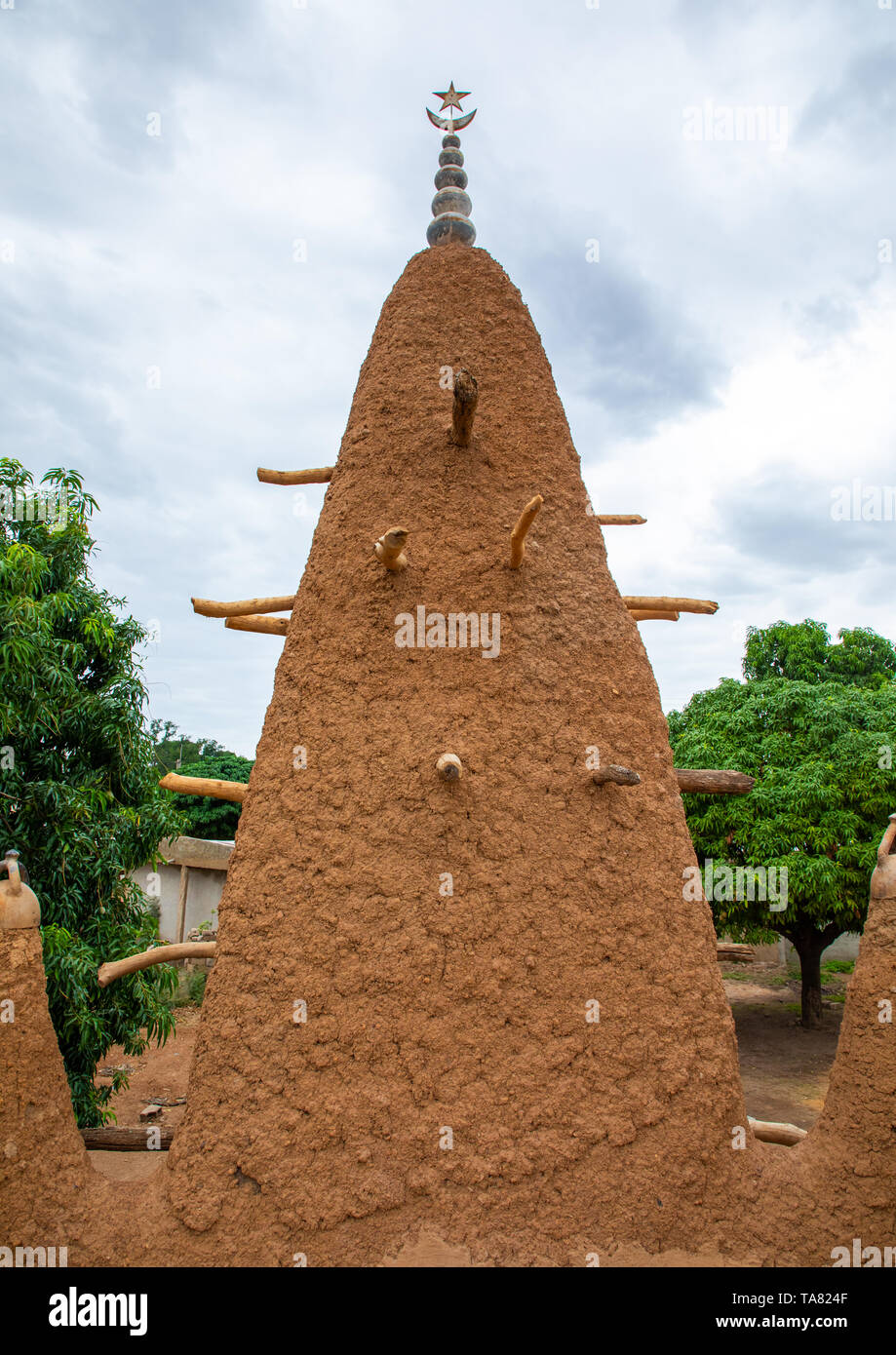 The 17th century sudano-sahelian mosque, Savanes district, Kouto, Ivory ...