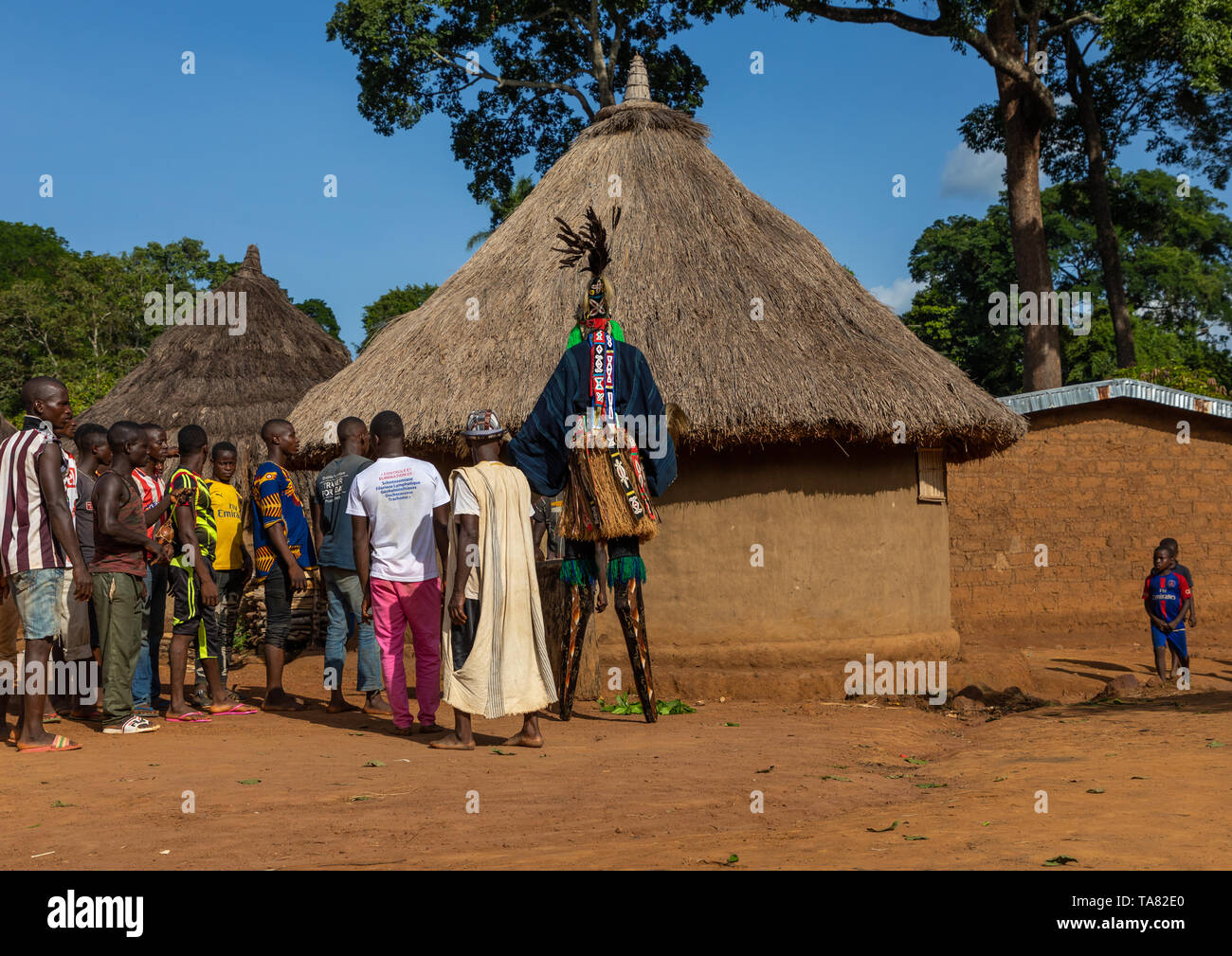 The tall mask dance with stilts called Kwuya Gblen-Gbe in the Dan tribe ...