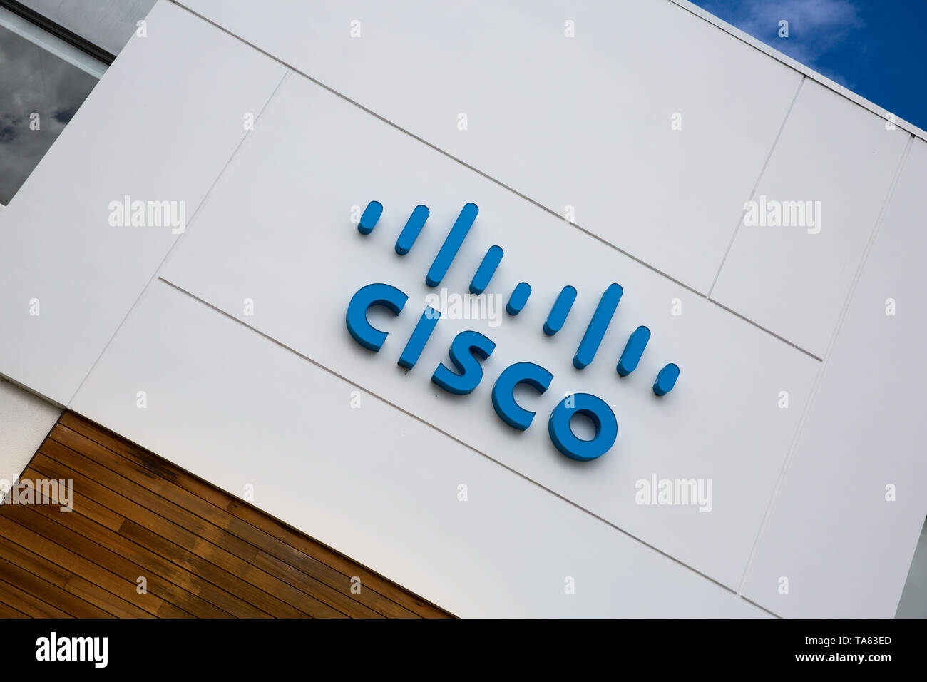 Dns logo hi-res stock photography and images - Alamy