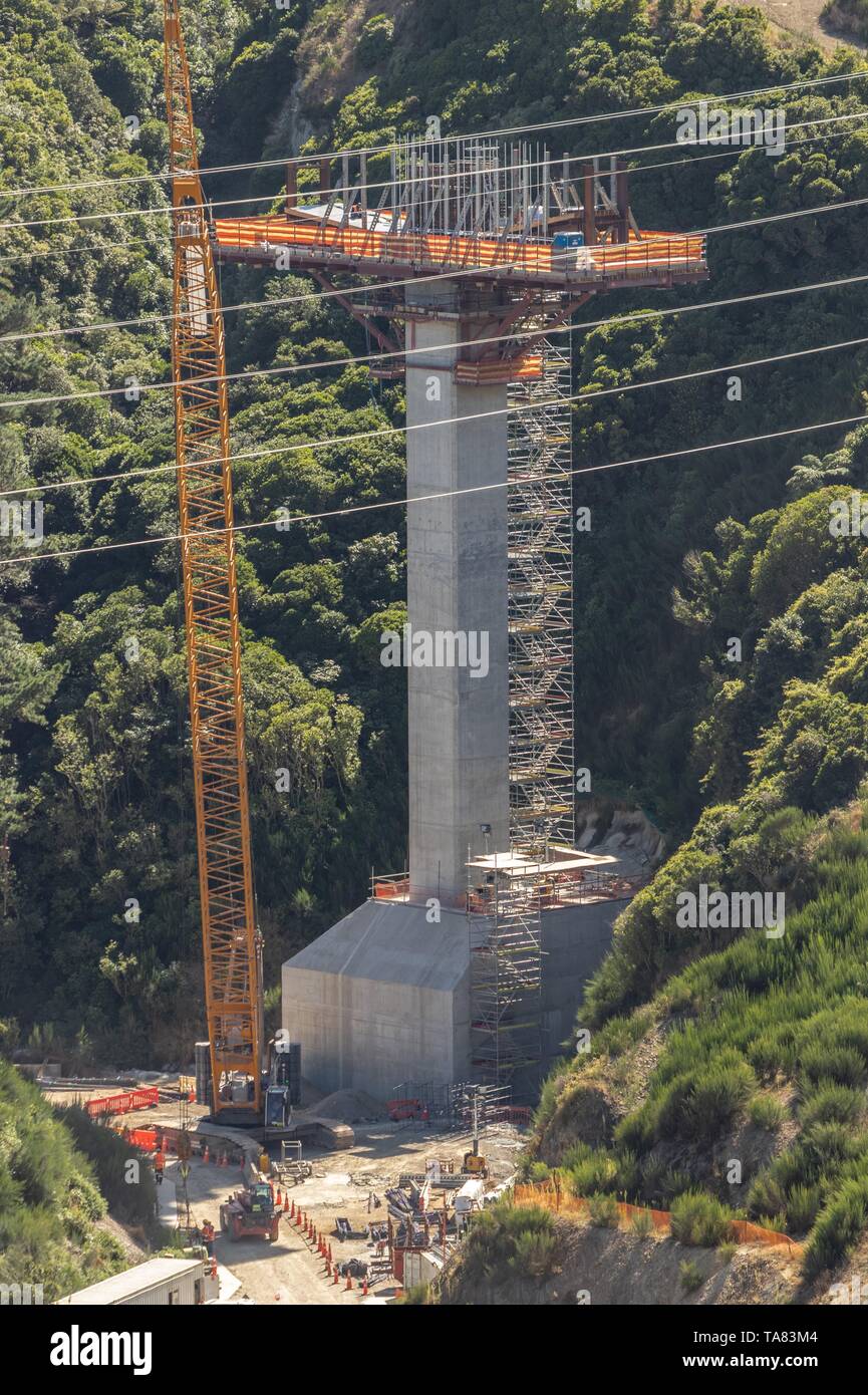 Metal construction pillar hi-res stock photography and images - Alamy