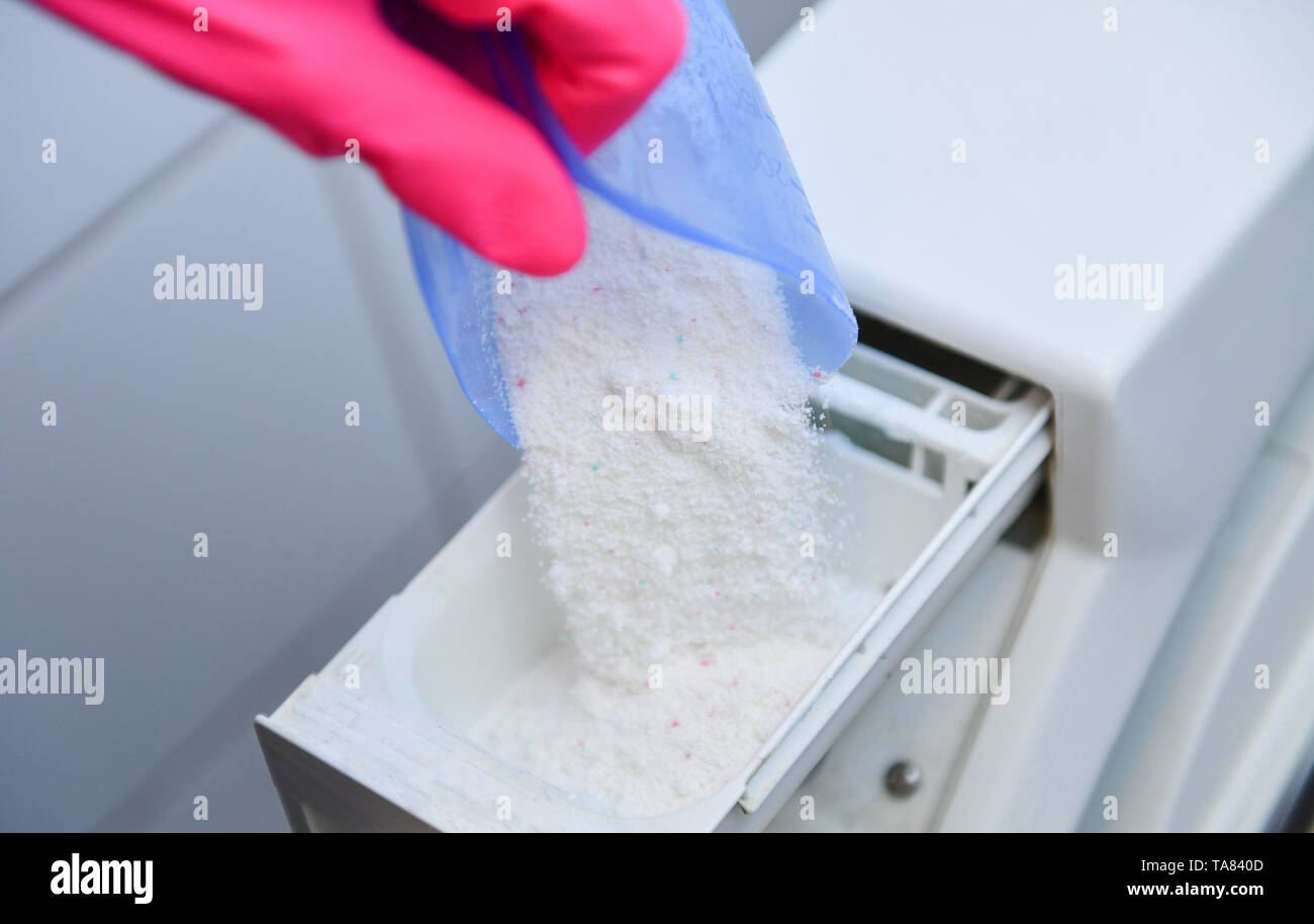Washing machine, washing powder, Waschmaschine, Waschpulver Stock Photo ...