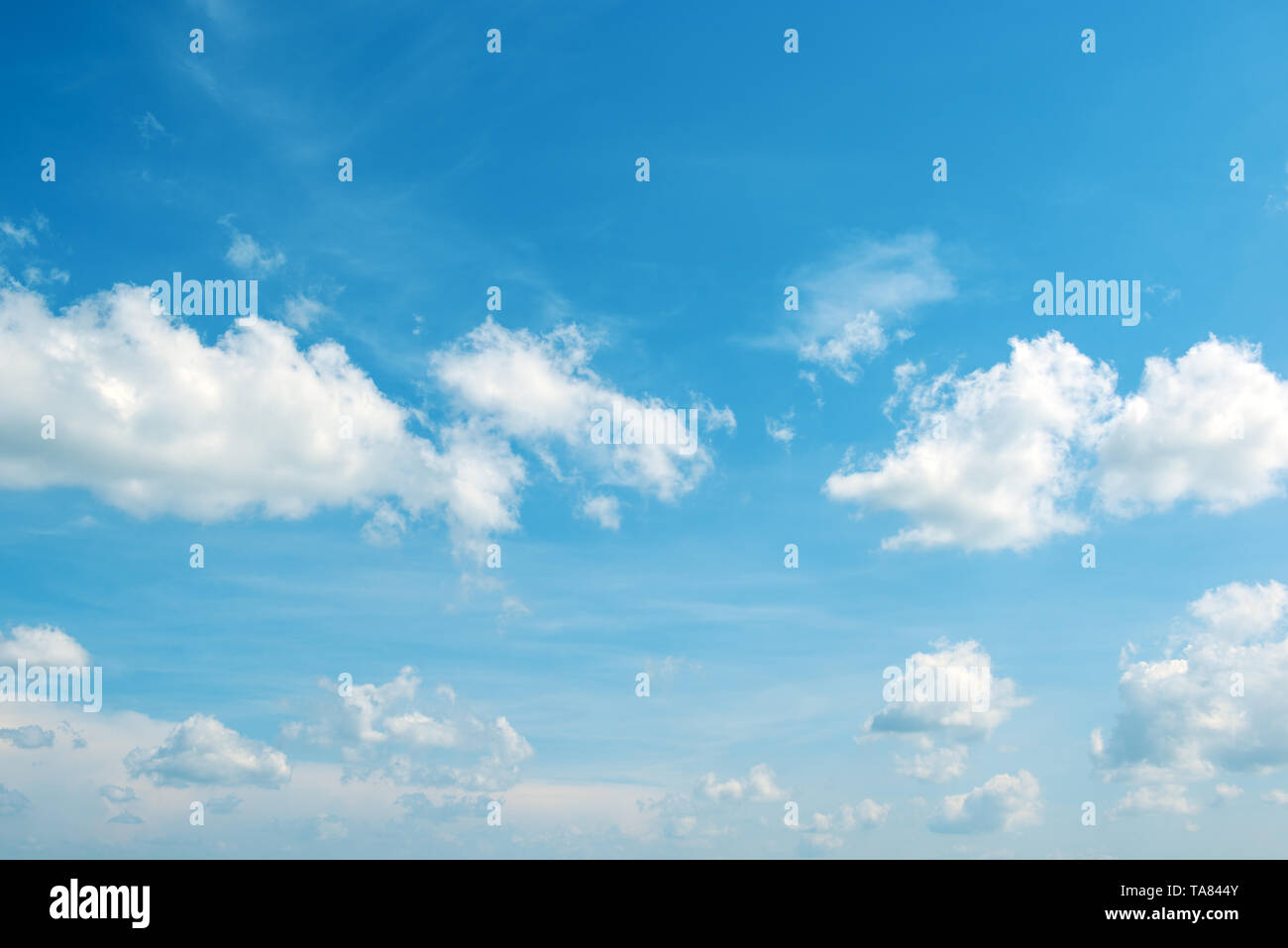 Bright sky landscape hi-res stock photography and images - Alamy