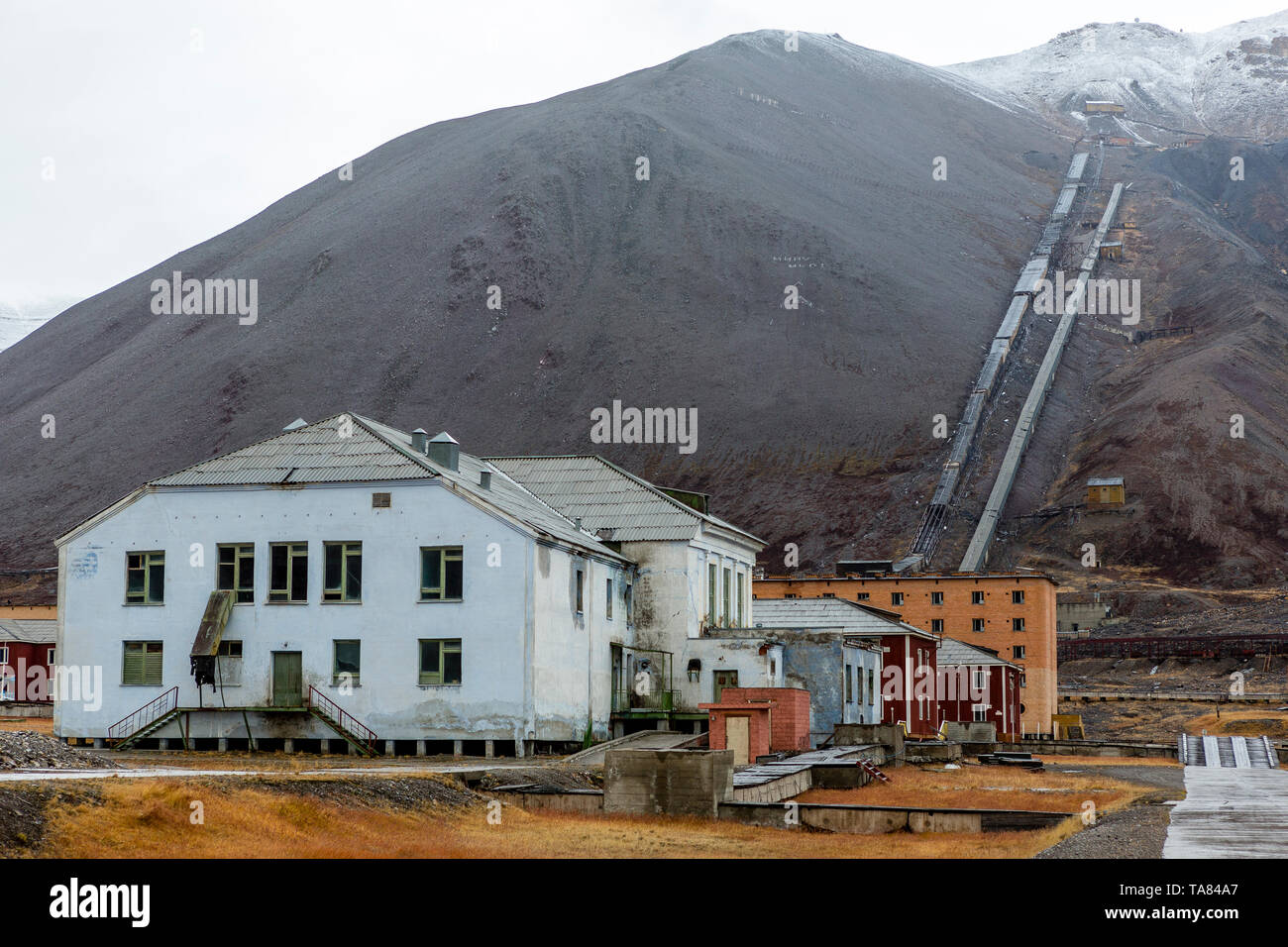 Abandoned soviet mountain hi-res stock photography and images - Alamy