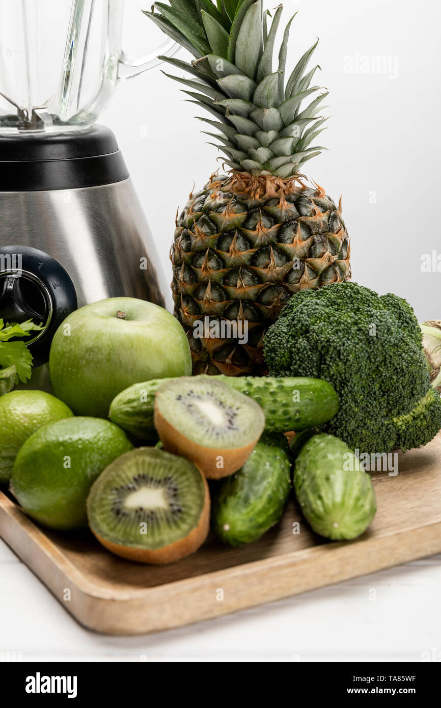 Blender near fresh fruits hi-res stock photography and images - Alamy