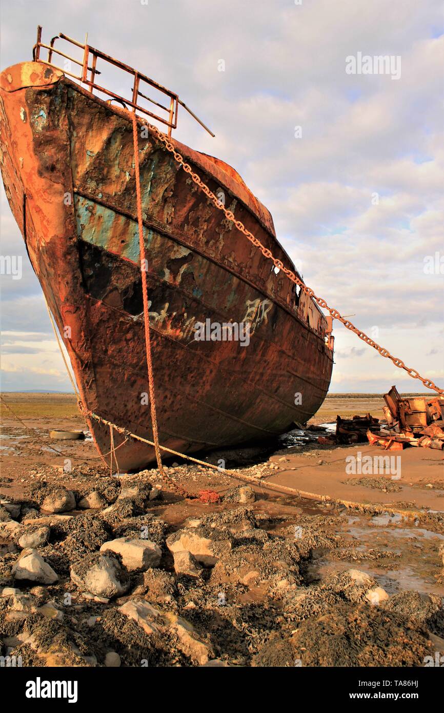 UK Rampside, Roa Island, Barrow In Furness, Cumbria. Derelict trawler ...