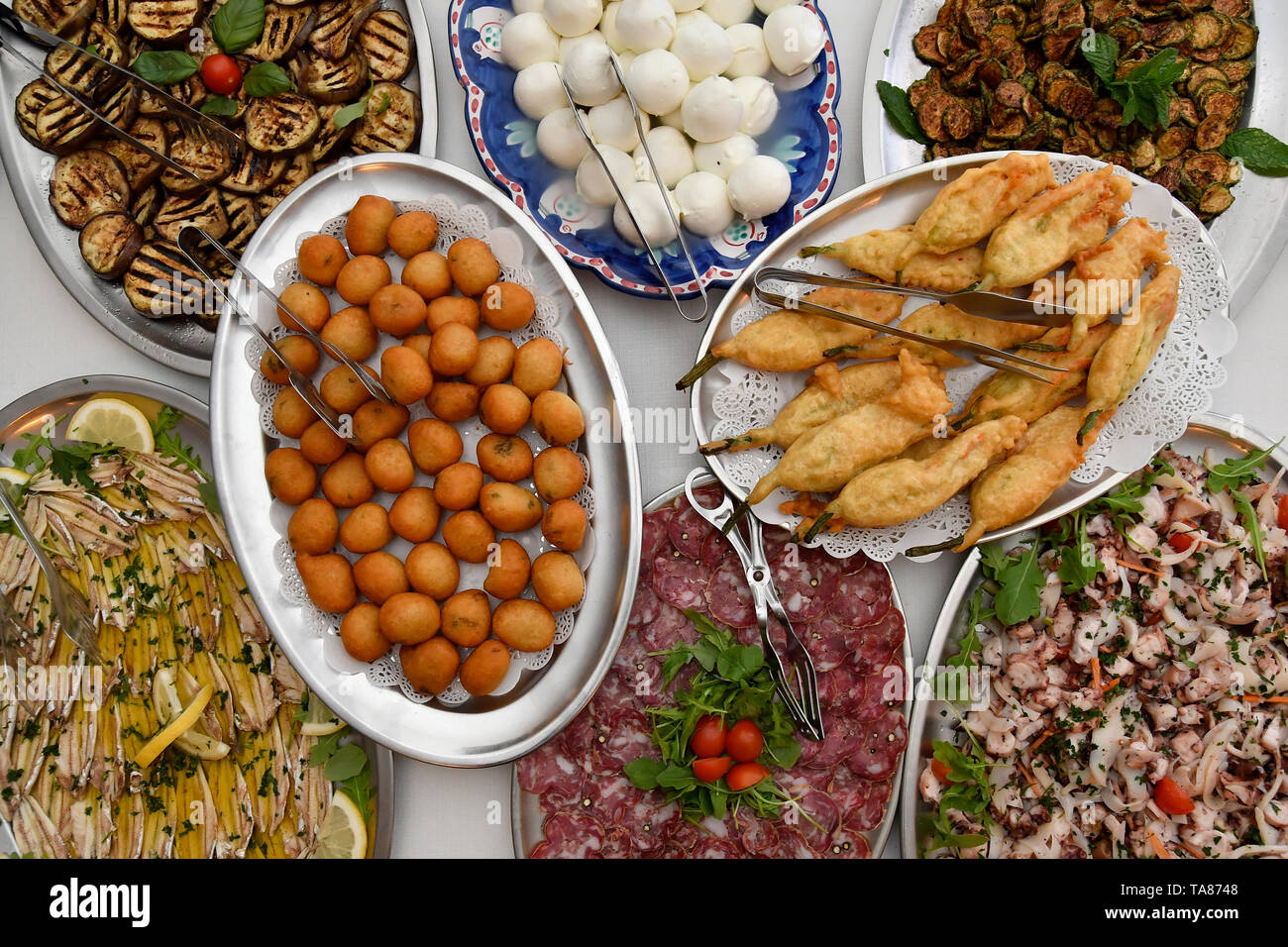 Appetizer, fried, Italy Stock Photo - Alamy