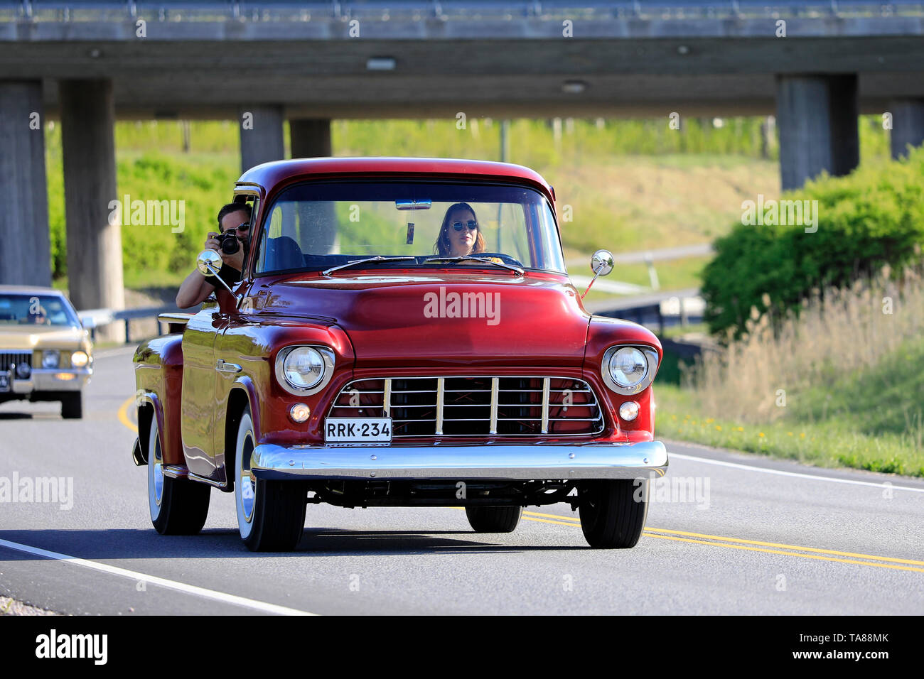1950s woman driving a car hi-res stock photography and images - Alamy