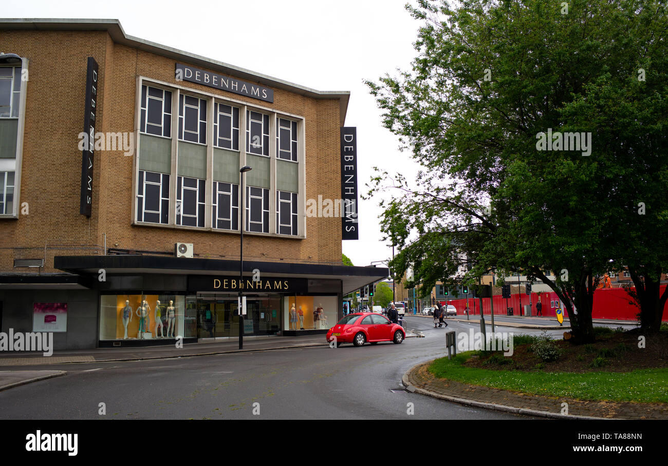 Debenhams southampton hi-res stock photography and images - Alamy