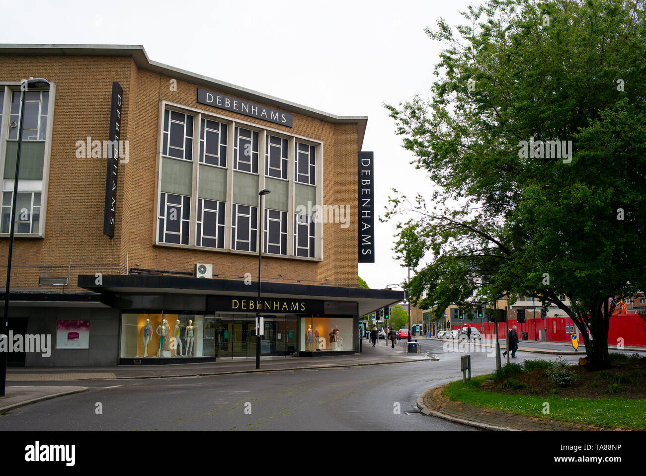 Debenhams southampton hi-res stock photography and images - Alamy