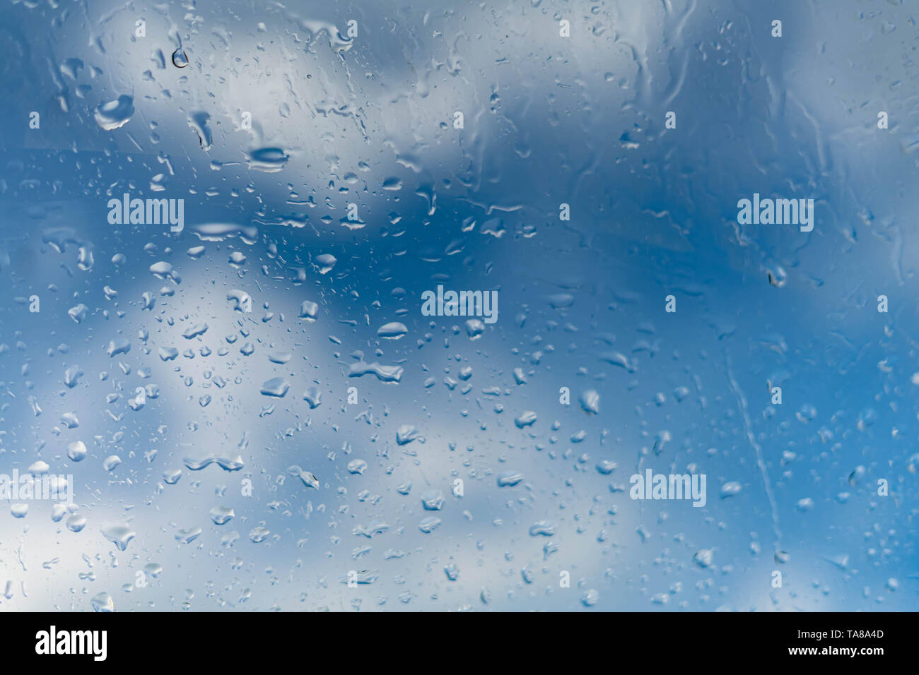 Bubbles glass window bubble hi-res stock photography and images - Alamy
