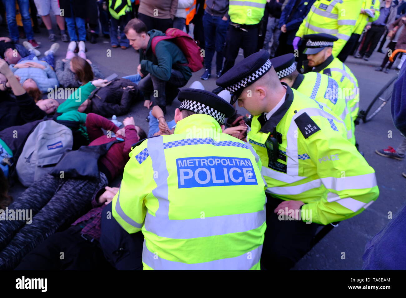 Arrestables hi-res stock photography and images - Alamy