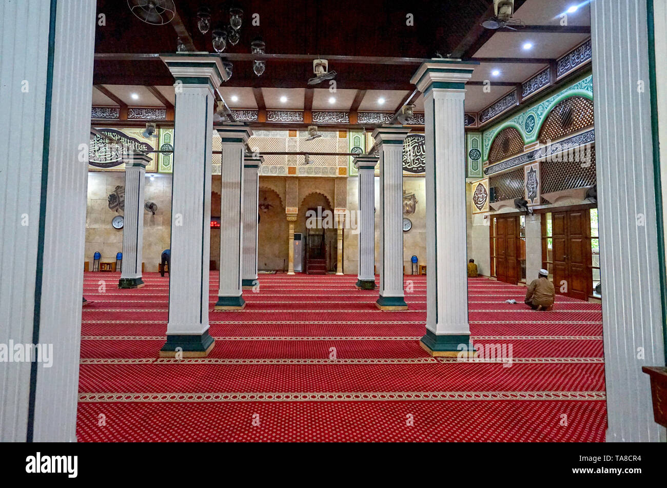Masjid Luar Batang Mosque, Jakarta, Indonesia Stock Photo - Alamy