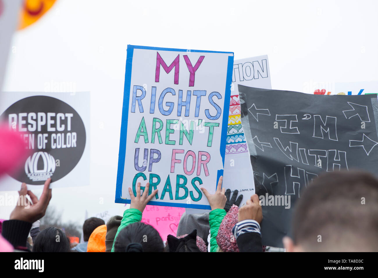Equal signs hi-res stock photography and images - Alamy