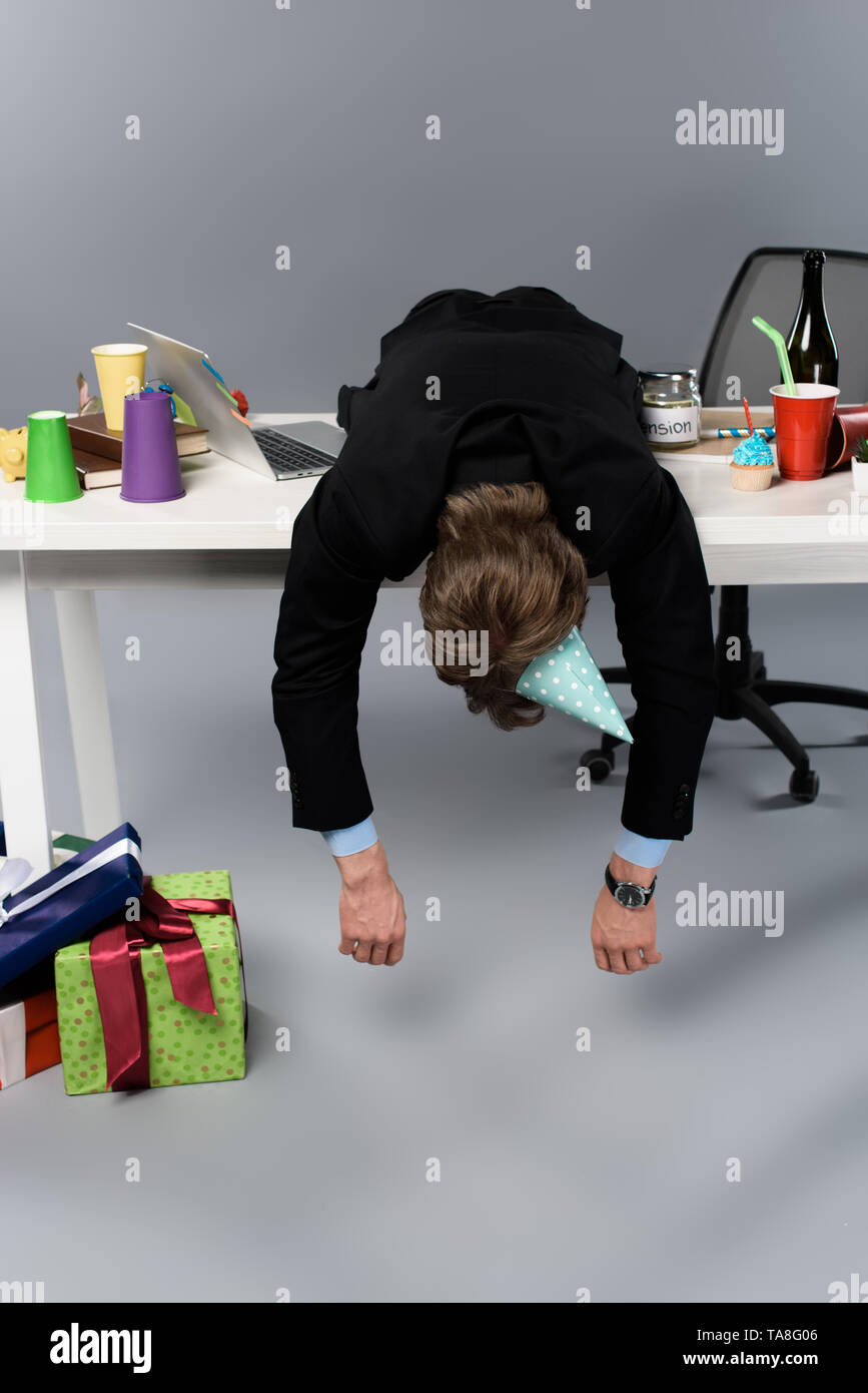 Messy workplace hi-res stock photography and images - Alamy